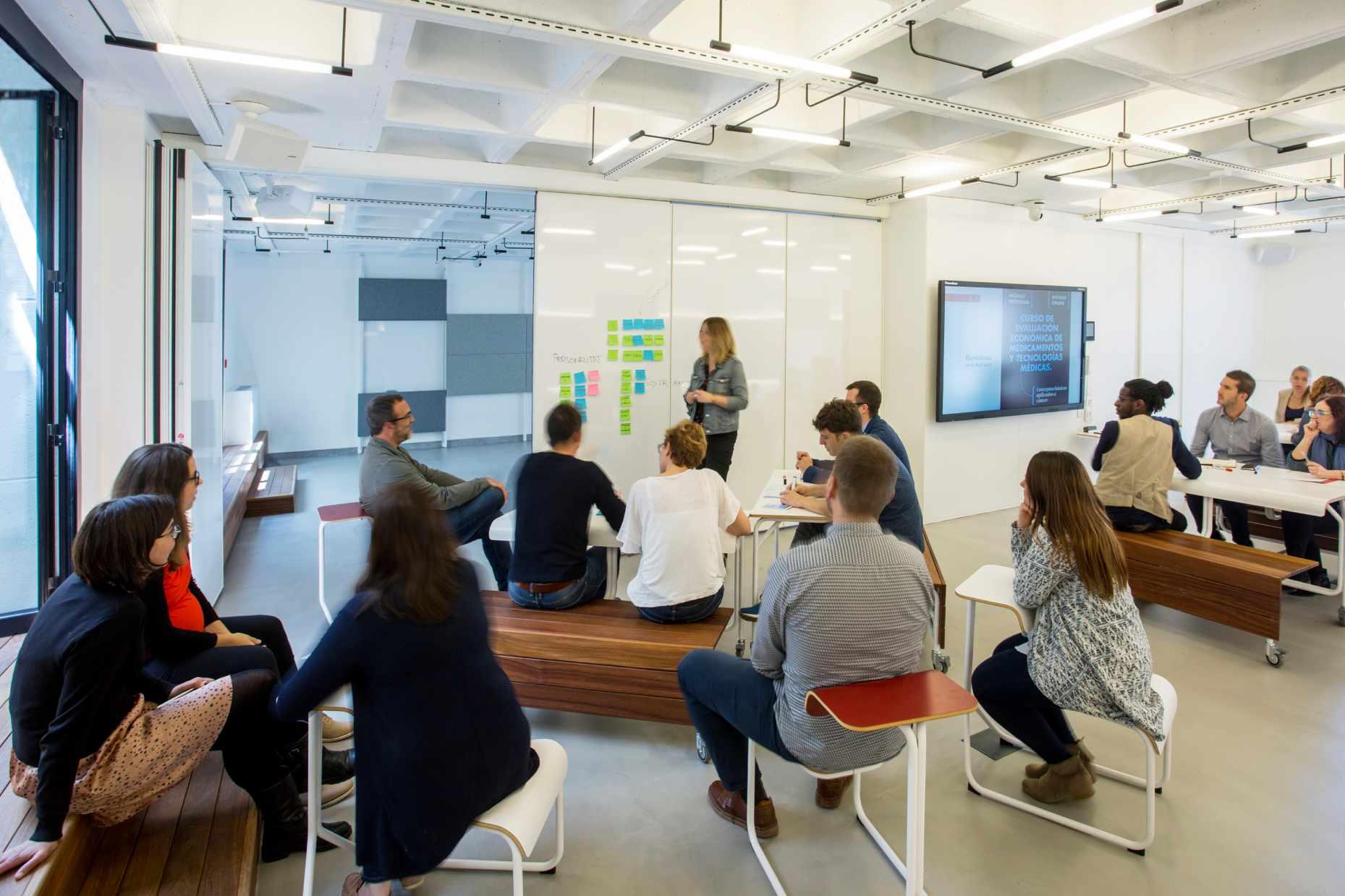 La UPF-BSM renueva la acreditación EQUIS, uno de los sellos de calidad ...